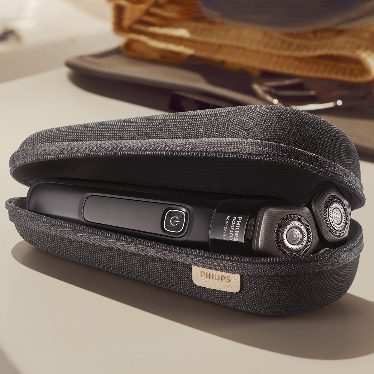 Philips Norelco Shaver 8000, Electric Shaver, Wet & Dry, with SenseIQ ...